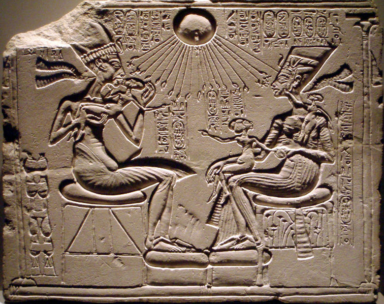 Ikhnaton and Nefertiti - TSL Encyclopedia